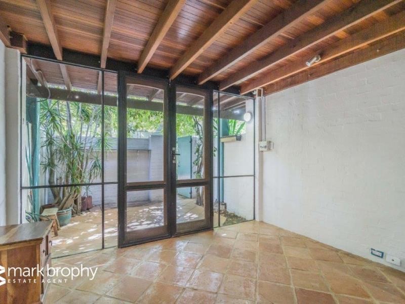 Property for sale in Fremantle, 2/31 Pakenham Street : Mark Brophy ...